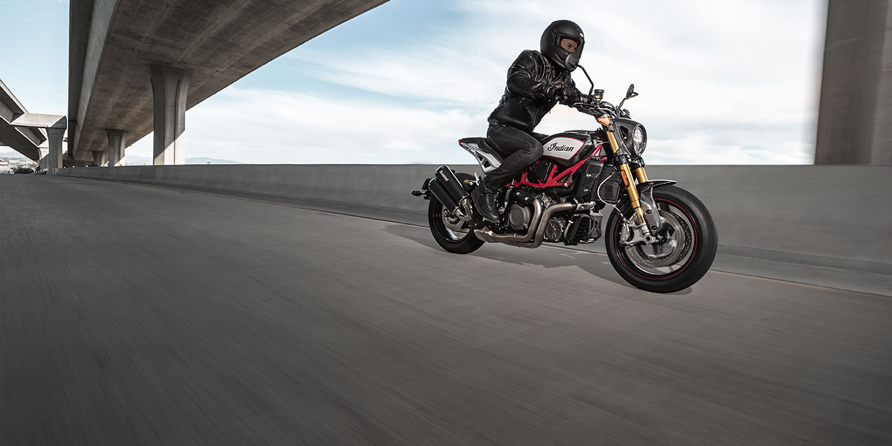 FTR R Carbon | Indian® Motorcycle - FR