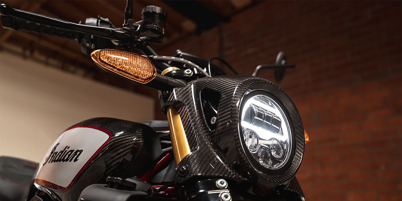 FTR R Carbon | Indian® Motorcycle - FR