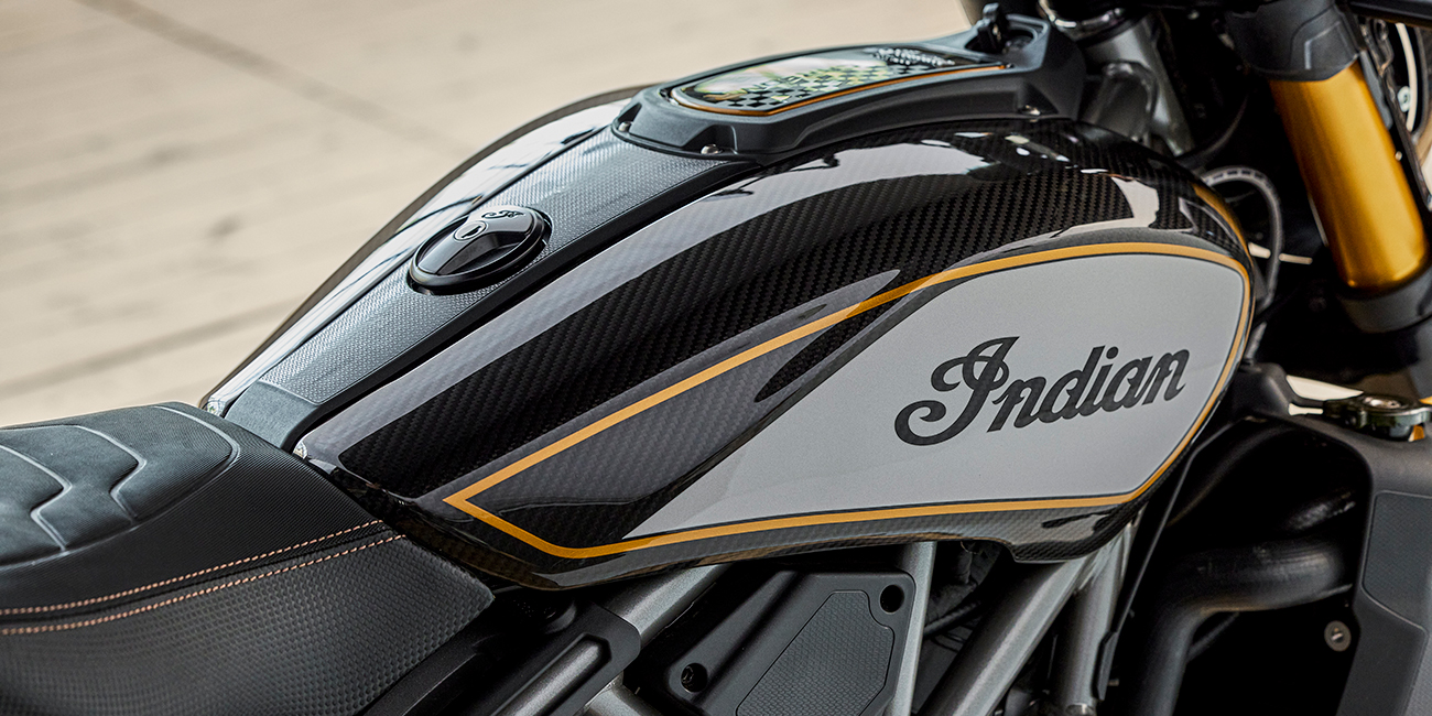 FTR R Carbon | Indian® Motorcycle - FR